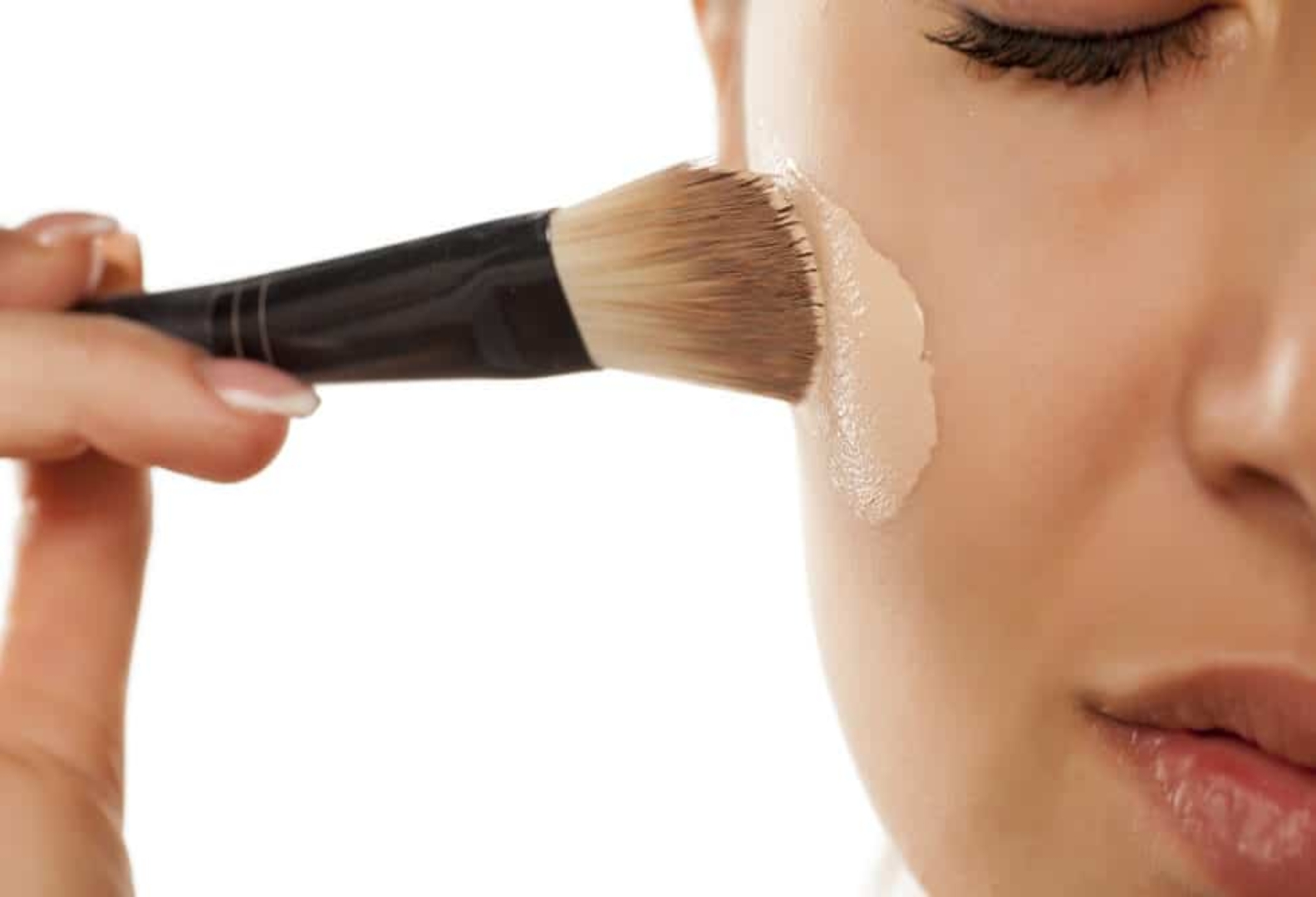 5 Benefits of Mineral Makeup | Short Hills Dermatology